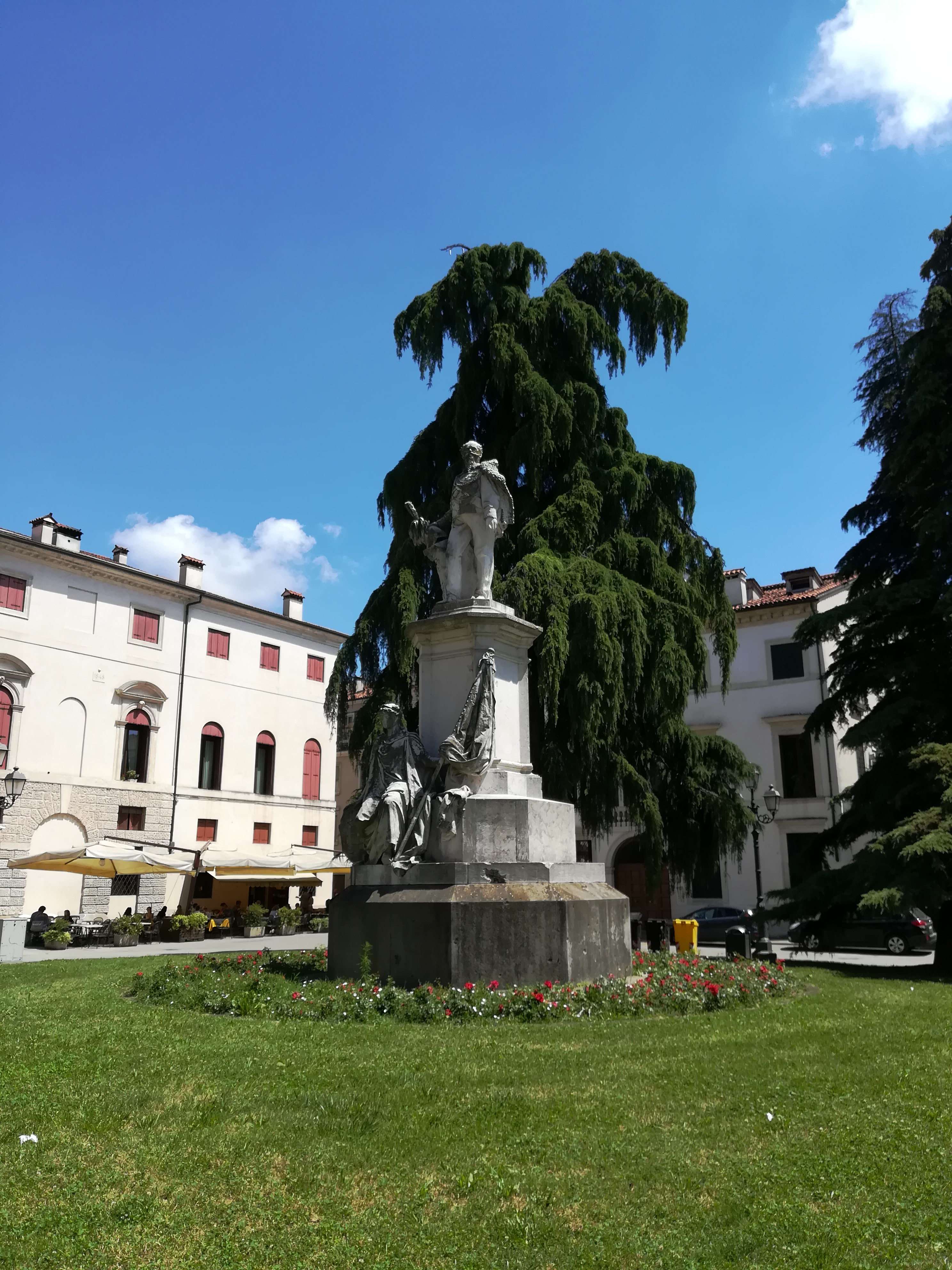 Monument to Victor Emmanuel II – an important work of the Italian ...